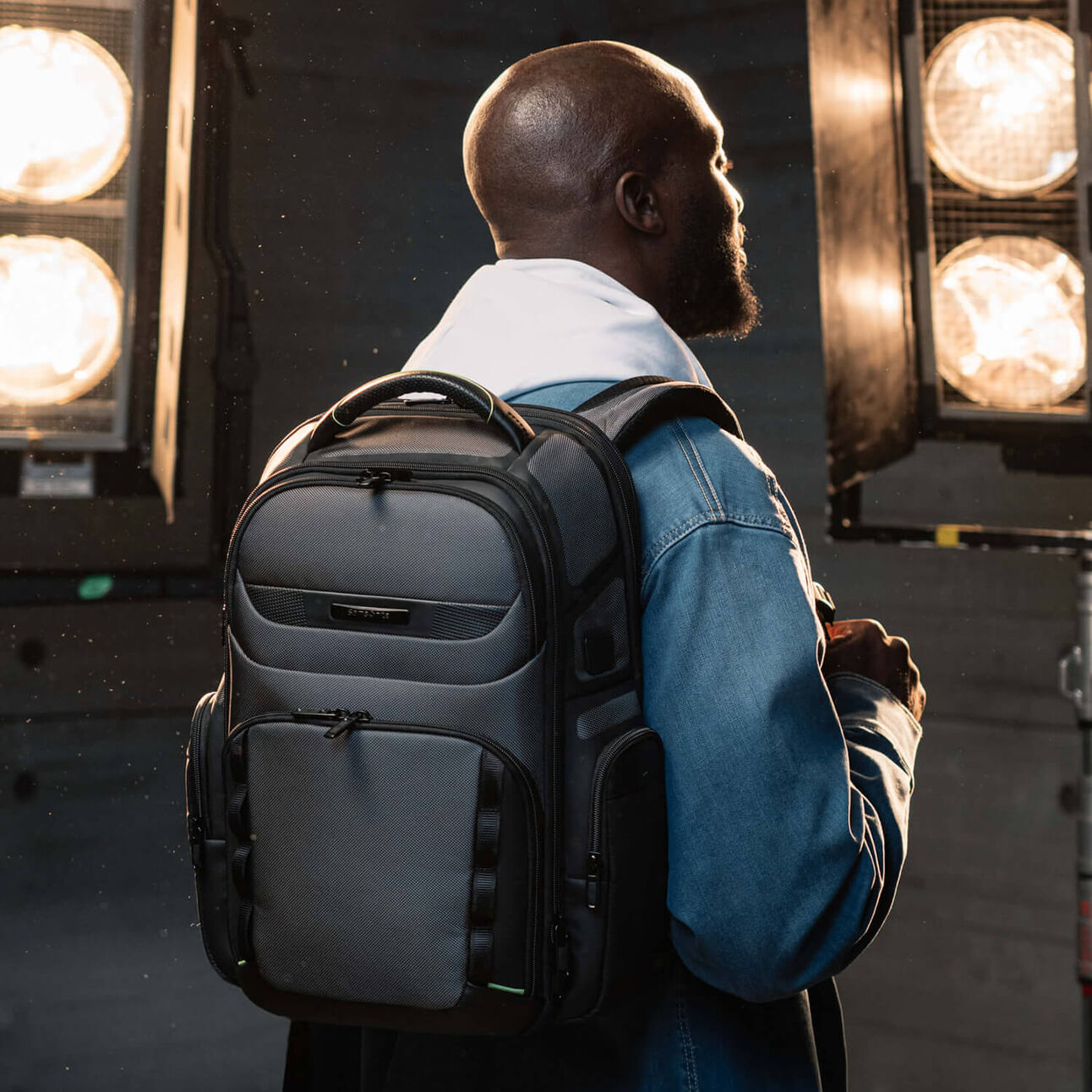 Pro-DLX 6 Backpack expandable 15.6" Black | Samsonite UK