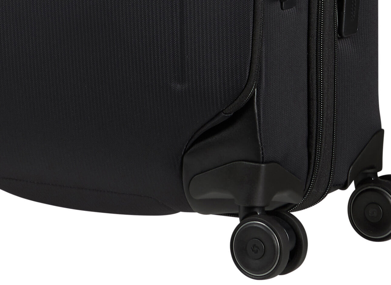Splendix Spinner (4 wheels) 55cm Black | Samsonite UK