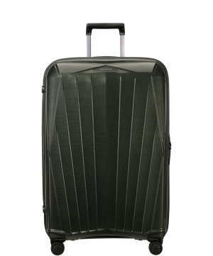 Large Suitcases: size 70-79cm | Firm & Lightweight Suitcases